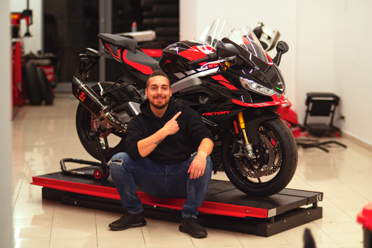 SP Bike | Officina e vendita accessori moto Roma | by Spavald 92